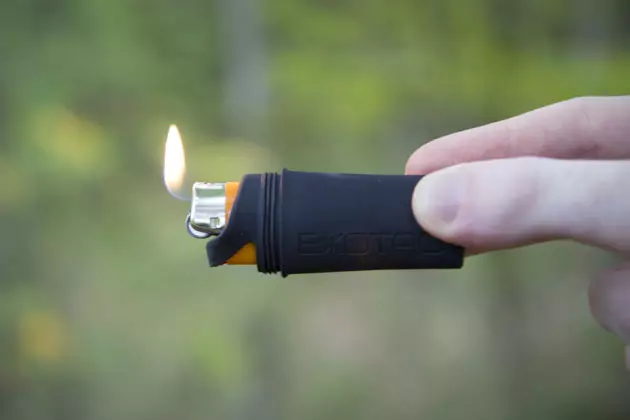 قاب فندکی ضد آب fireSLEEVE 1