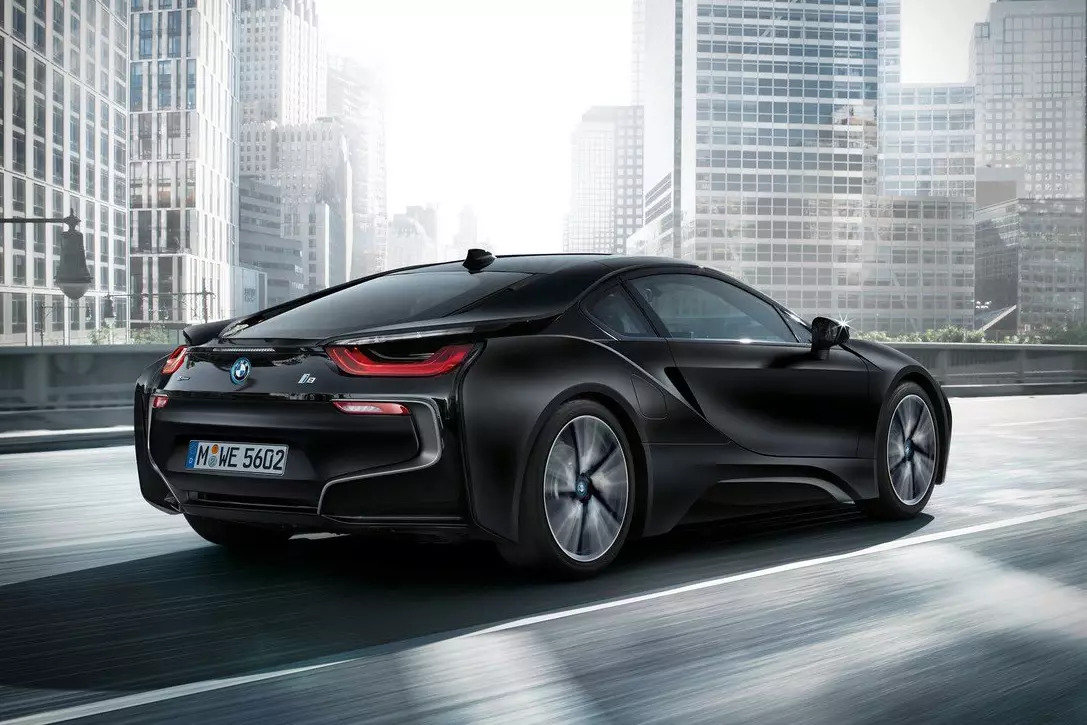 BMW I8 प्रोटोनिक फ्रोजन कालो संस्करण 10172_5