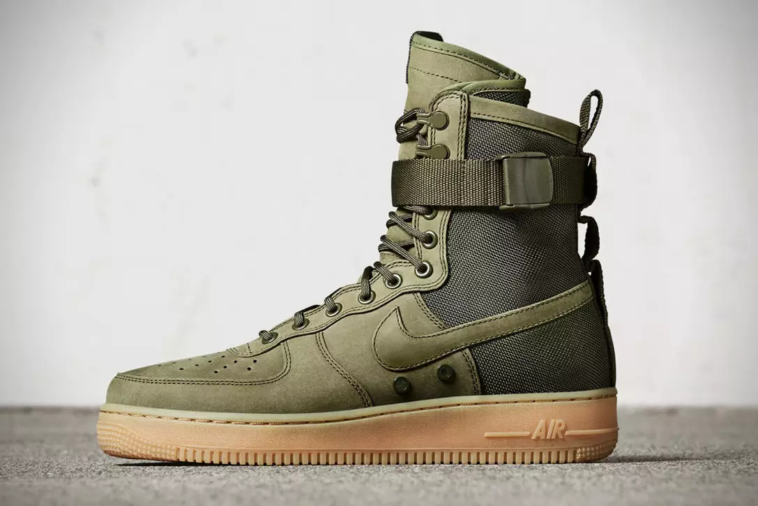 Nike Special Field Air Force 1