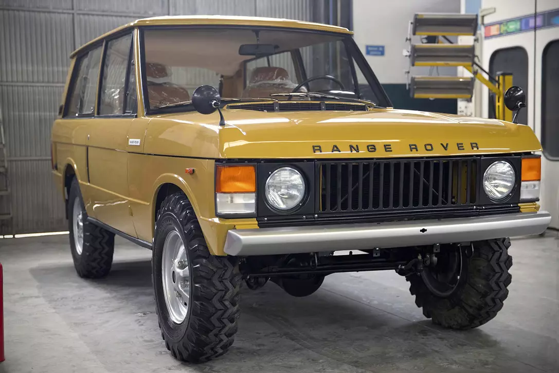 1973 Land Rover Range Rover, Legacy Overland Tarafından 10399_2