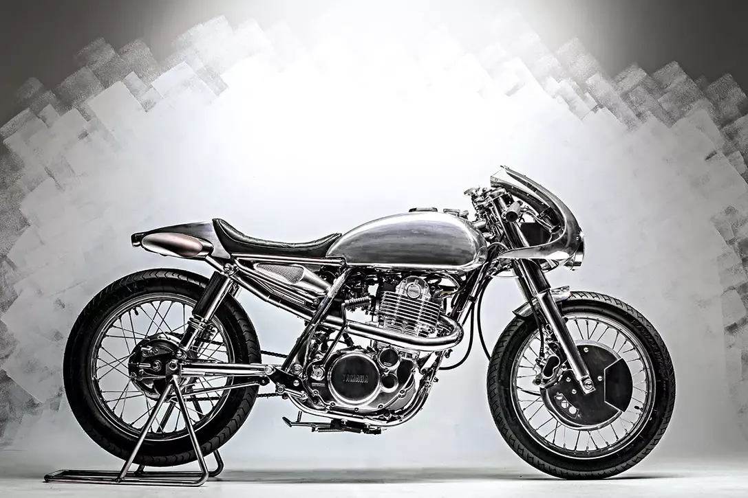 Yamaha SR400 'ଲେନ୍ ସ୍ପ୍ଲିଟର 54' BCR ଦ୍ୱାରା | 10685_3