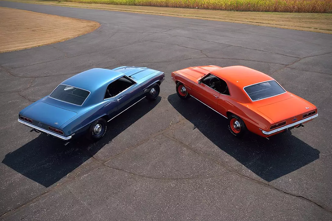 Blòk vann piblik: 1969 Chevrolet Camaro ZL1 No 18 & 30 10823_5