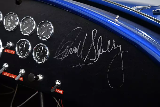 ליציטאַציע בלאָק: Carroll Shelby's 1966 427 Super Snake 10882_4