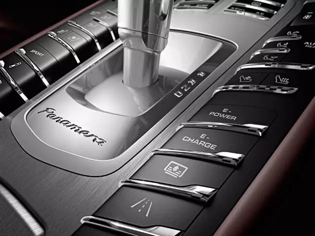 2014 Porsche Panamera rafmagnsblendingur (2)