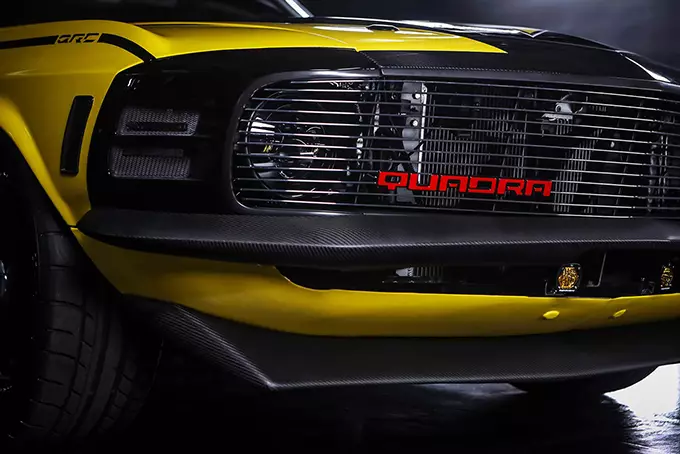 ឆ្នាំ 1970 Ford Mustang 302 'Quadra' ដោយ Rockstar Performance Garage 11077_1