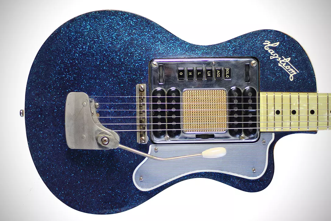 Гітара Курта Кобейна Hagstrom Blue Sparkle Deluxe 11237_1