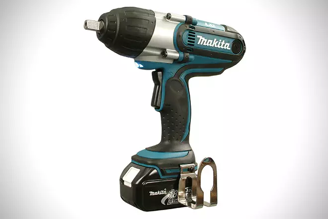 Makita BTW450 18V