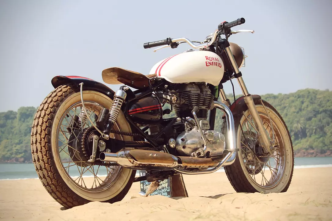 កម្មវិធីតាមដានឆ្នេរ Royal Enfield Bullet 11322_3