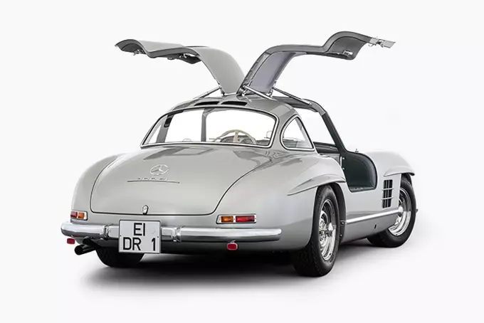 BRABUS қалпына келтірілген Энди Уорхол Mercedes-Benz 300 SL Gullwing 11393_1