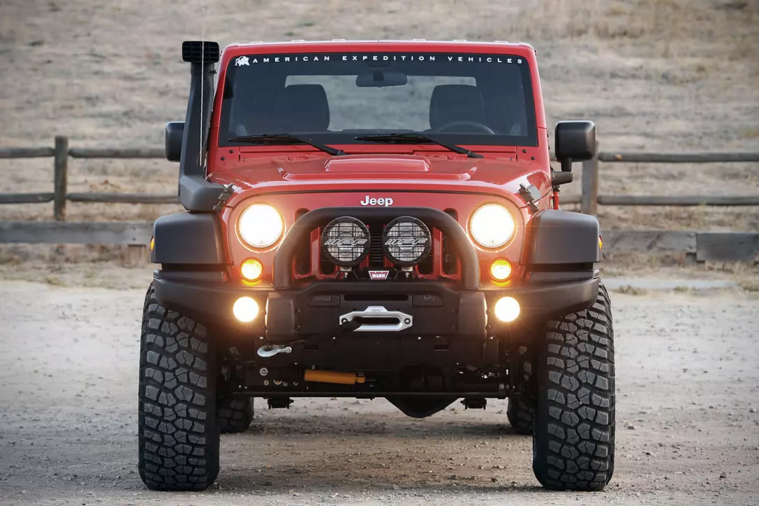 Jeep Wrangler Brute с двойной кабиной от AEV 11528_1