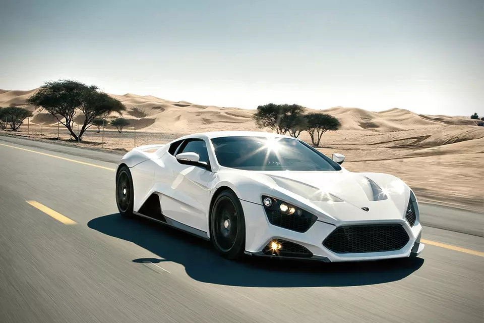 Zenvo ST1 супер машин