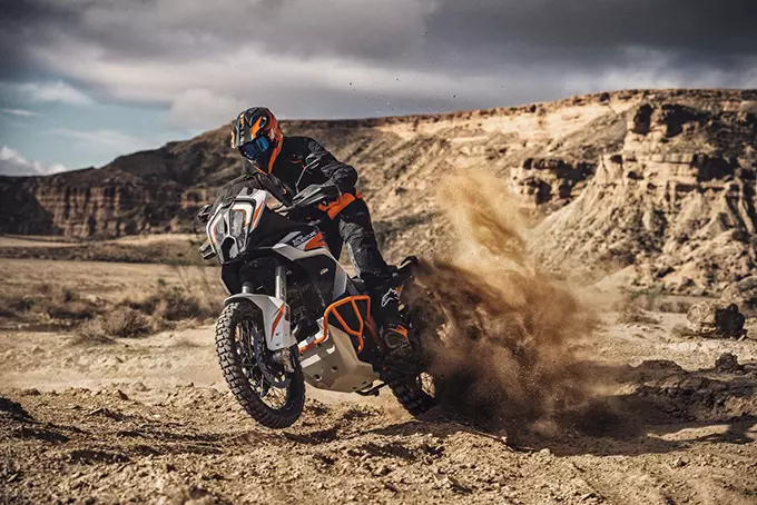 2021 KTM 1290 دەرىجىدىن تاشقىرى تەۋەككۈلچىلىك R. 11699_5