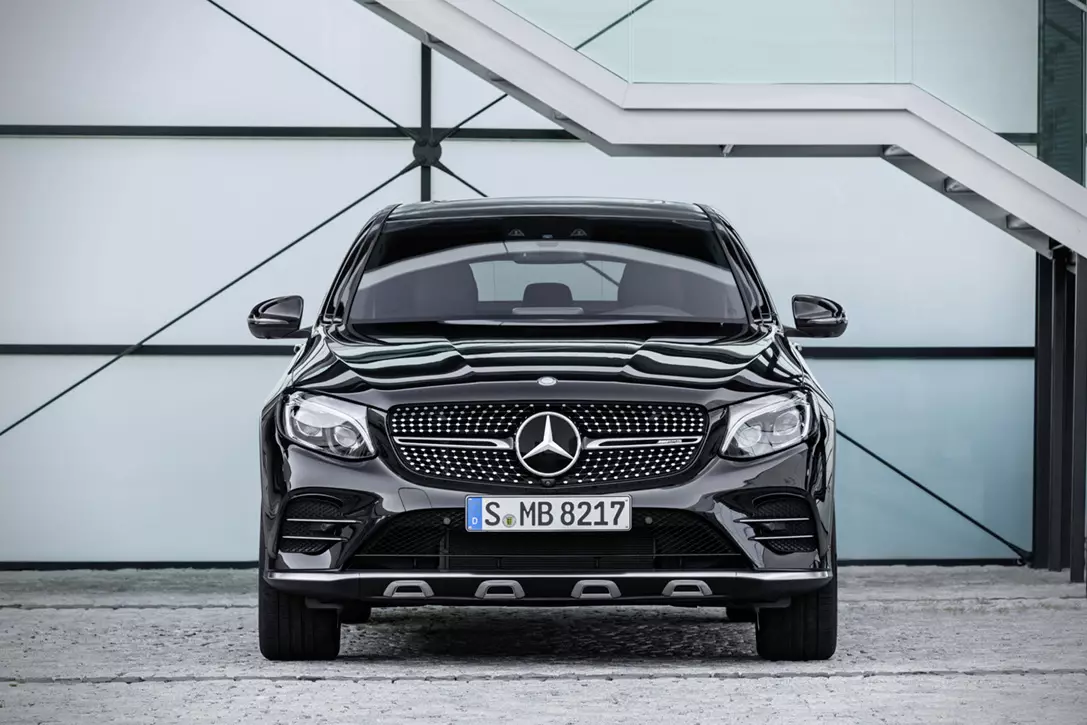 Mercedes AMG 2017 GLC43 Coupé 2