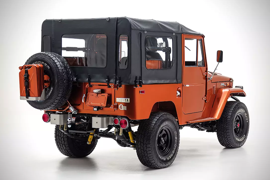 Toyota FJ40 Land Cruiser iz 1972 1200_3