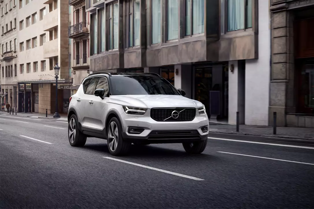 2019 Volvo XC40 Кроссовер 1228_6