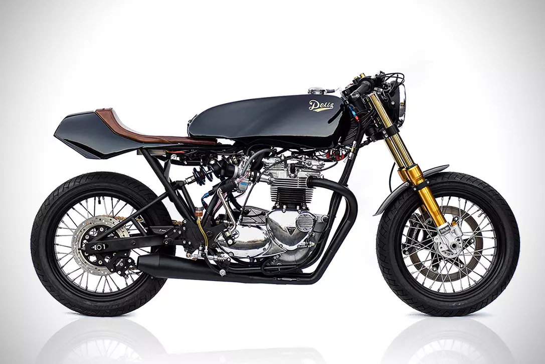 Triumph TTT de Deus Ex Machina