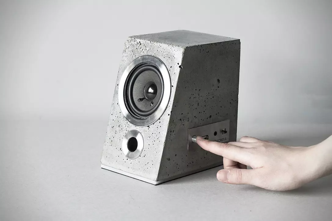 Altavoz inalámbrico concreto 1