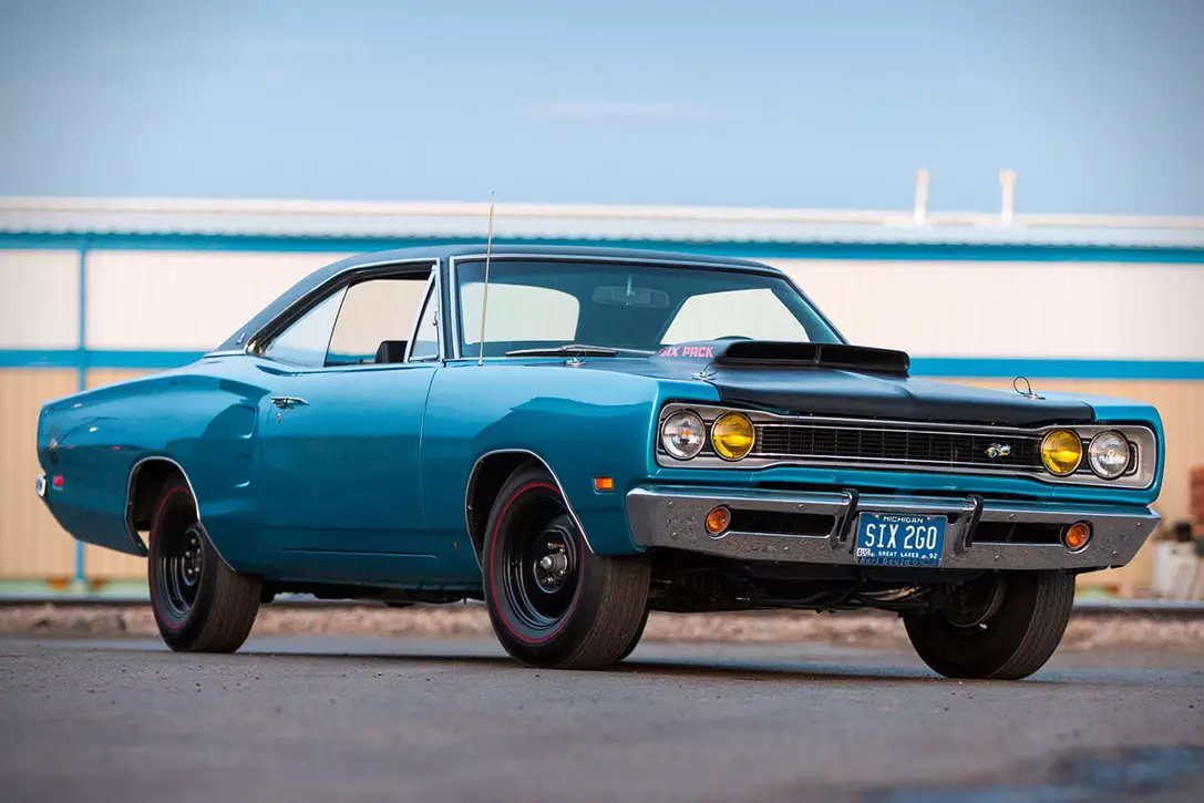 აუქციონის ბლოკი: 1969 Dodge Super Bee