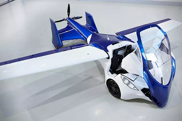 Aeromobil 30 ឡានហោះ ២