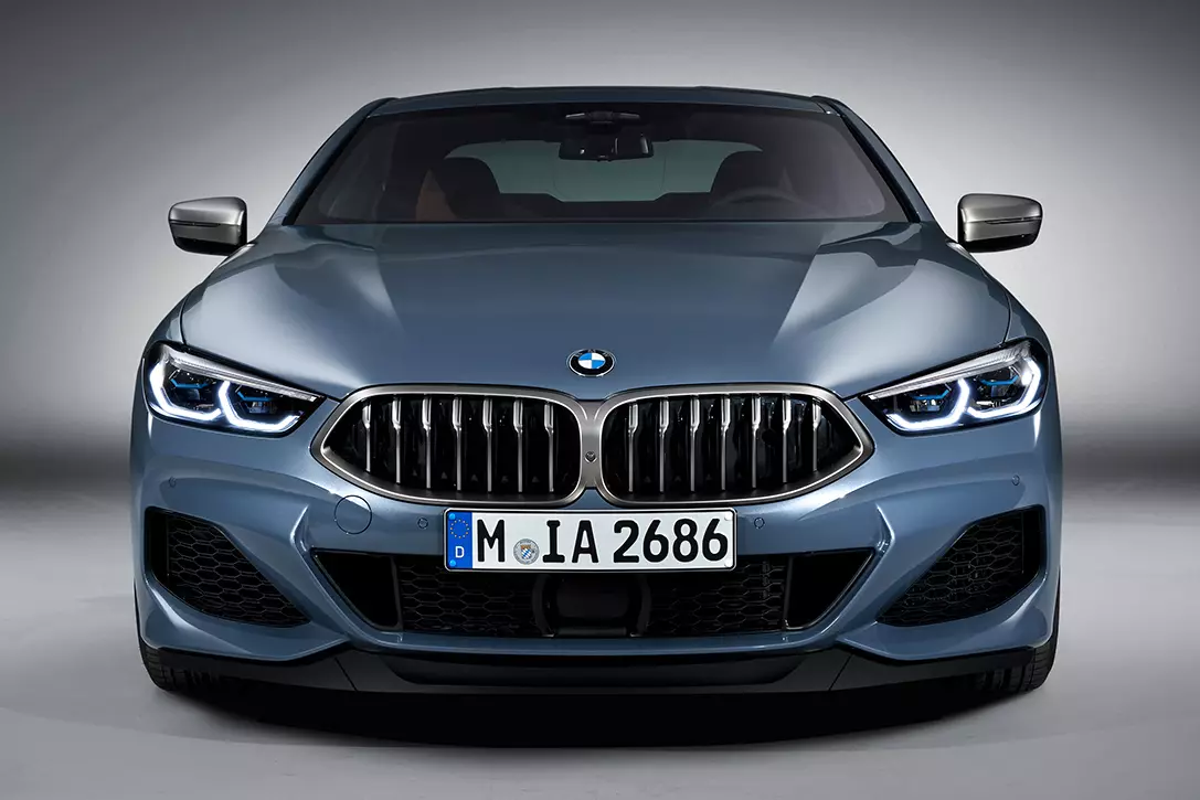 2019 BMW 8 Series Coupe 12682_1