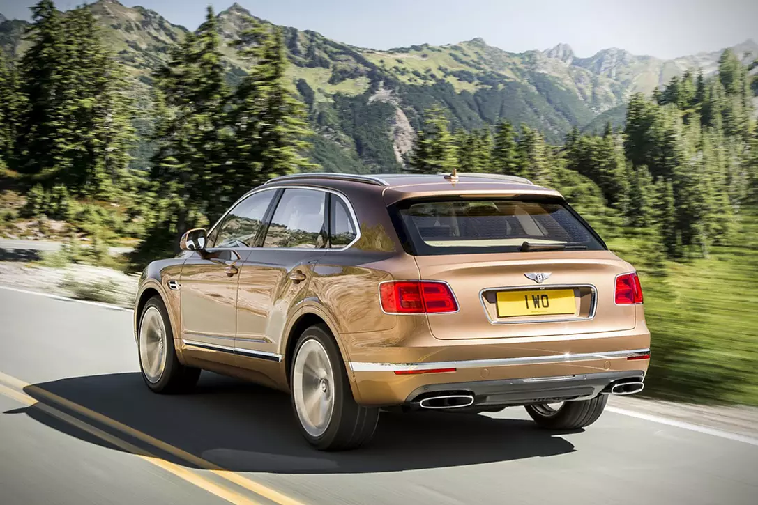 Bentley Bentayga 4