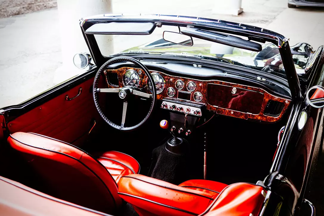 مبنى المزاد: 1961 Triumph TR4 12959_6