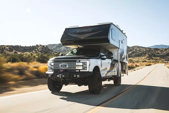 2019 Ford F-350 Super Duty 'Visinomjer' Lancea Campera 13033_4