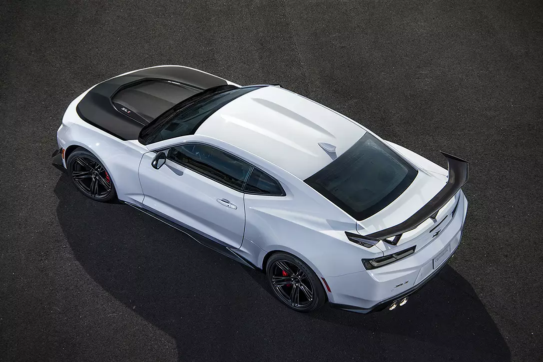 2018 წლის Chevrolet Camaro ZL1 1LE 13067_2