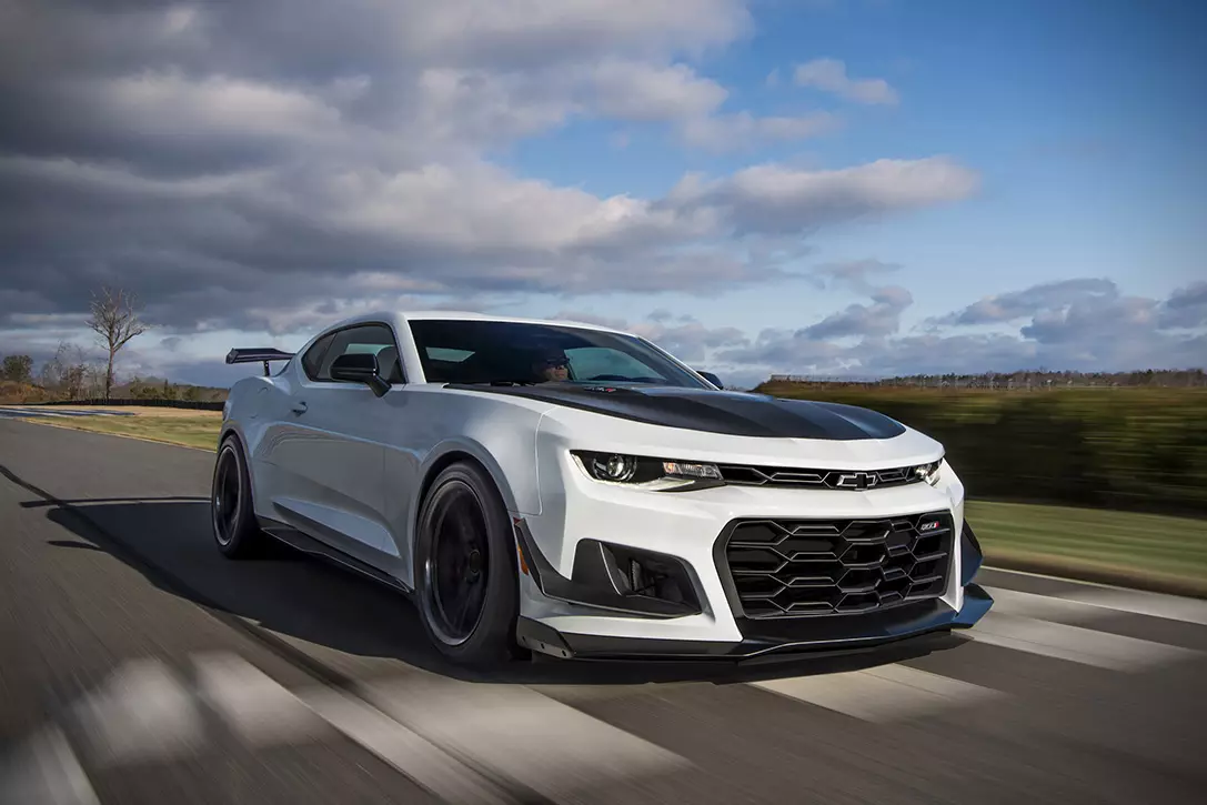 2018 жылғы Chevrolet Camaro ZL1 1LE 13067_6