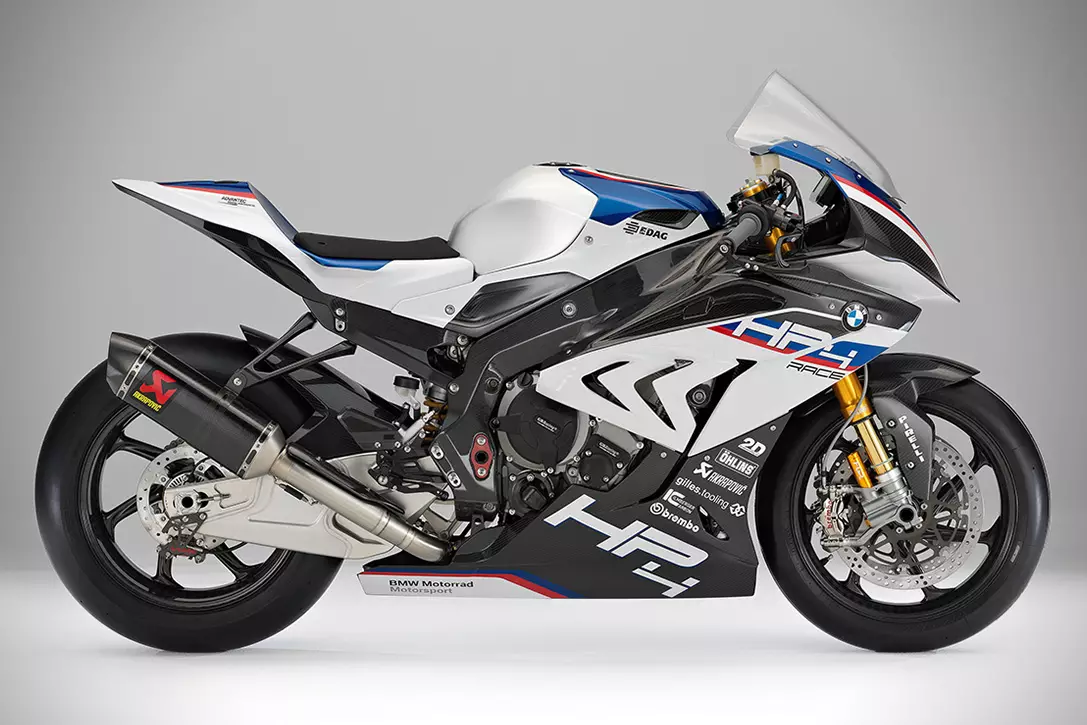 2017 BMW Motorrad HP4 Race Superbike 1308_1