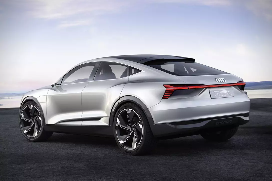 2019 Audi E-Tron Konsep Sportback 1325_3