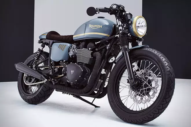 Triumph Bonneville by Bunker 2