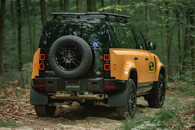 Land Rover Defender 110 Trophy Edition ປີ 2021 13368_3