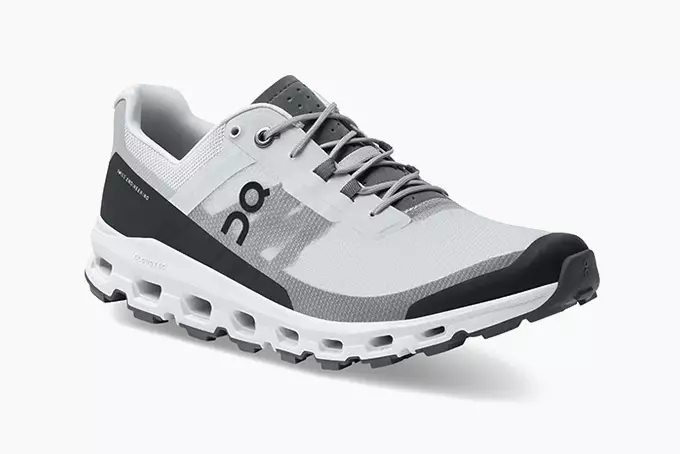 Sepatu Lari Cloudvista 13373_1