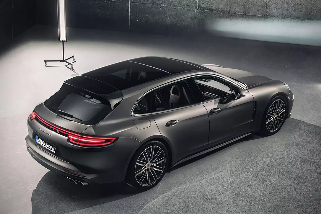 2018 Porsche Panamera Sport Turismo Wagon 13457_4