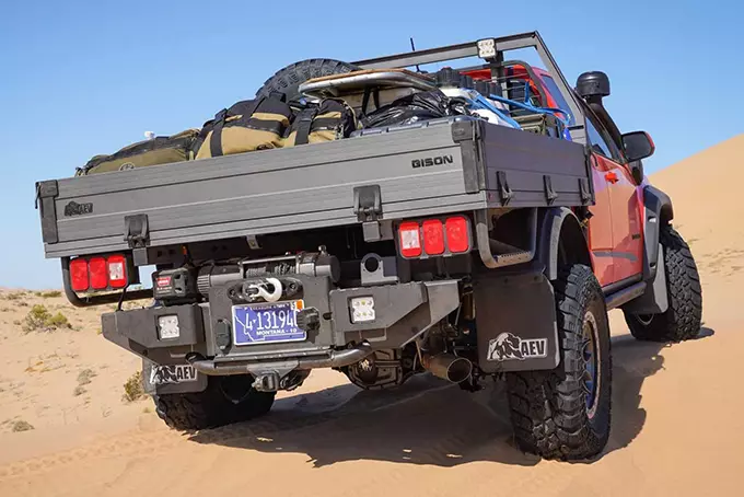 2019 Chevy Colorado ZR2 Bison Tray Bed Concept por AEV 13460_4