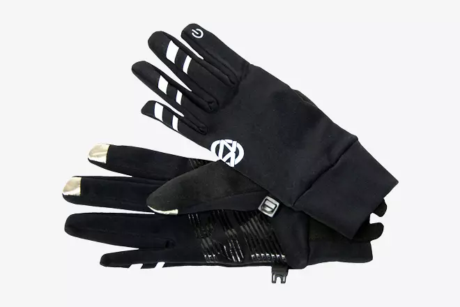 Aka Warmers: 12 kacha mma oyi na-agba ọsọ Gloves 13478_3