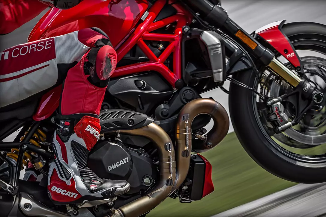 2017. gada Ducati Monster 1200R 4