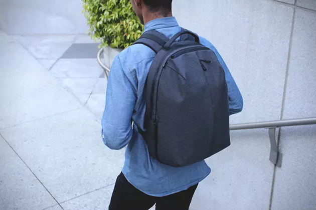 Aer Fit Pack Gym: Work Bag 4