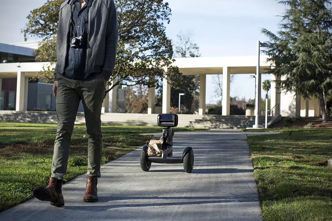 Segway Loomo jeżdżący robot 1404_4