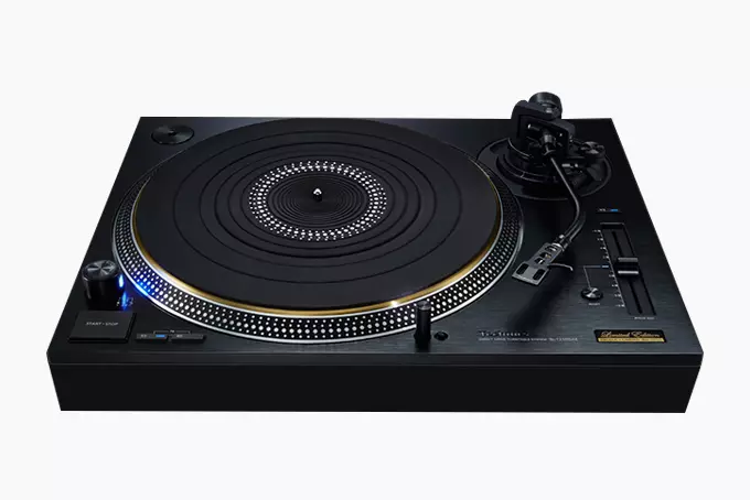 Technics SL-1210GAE 55 ویں سالگرہ لمیٹڈ ایڈیشن ٹرنٹ ایبل 14218_2