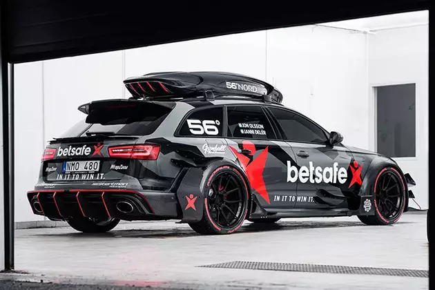 Jon Olssons Audi RS6 Avant DTM 4