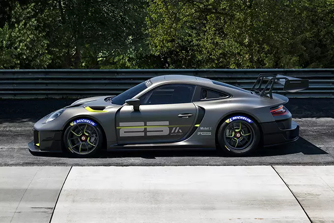 2022 بورش 911 GT2 RS Clubsport 25 14579_1