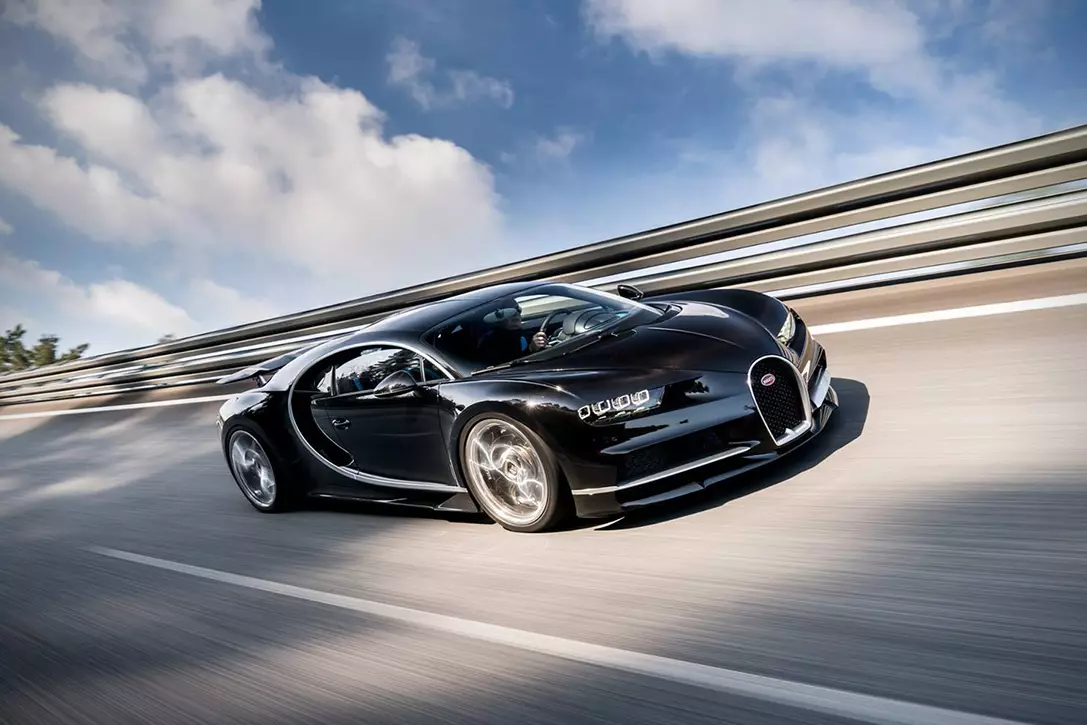 Bugatti 3D басып шығарылған титанды тежегіш калипері 14737_2