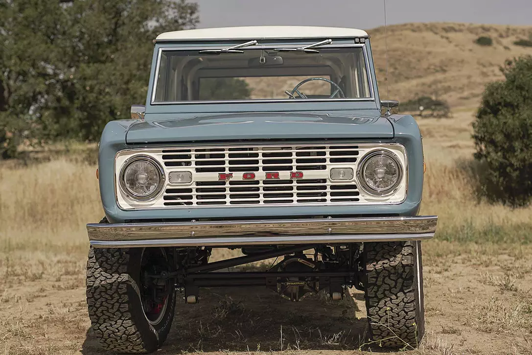 Icon BR Ford Bronco Хуучин сургуулийн цуврал 14742_1