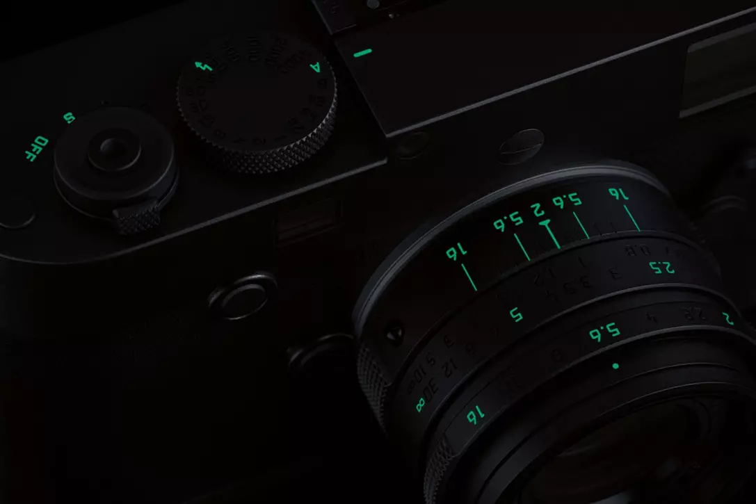 Leica M मोनोक्रोम स्टेल्थ संस्करण