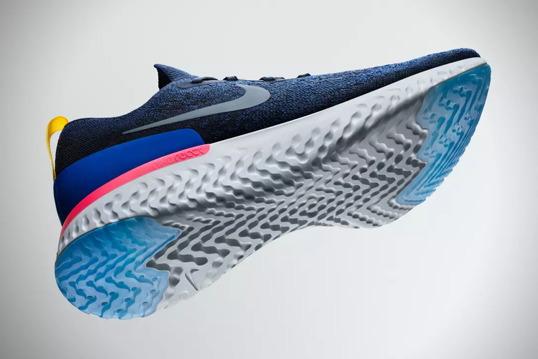 Nike Epic React Flyknit 15040_1