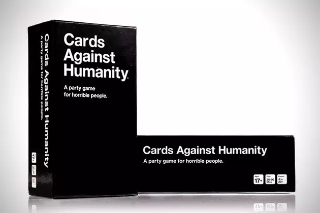 मानवतेच्या विरोधात कार्ड