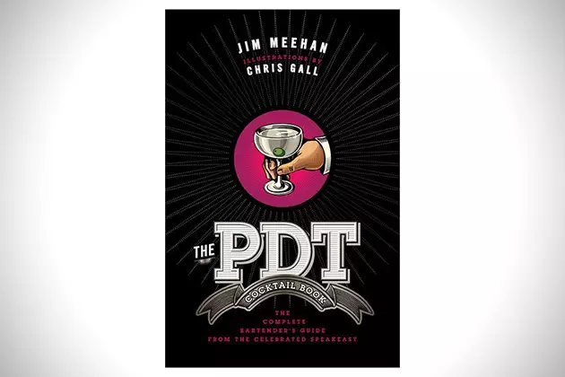 El libro de cócteles PDT