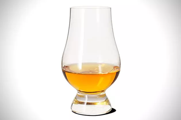 Vaso de whisky Glencairn